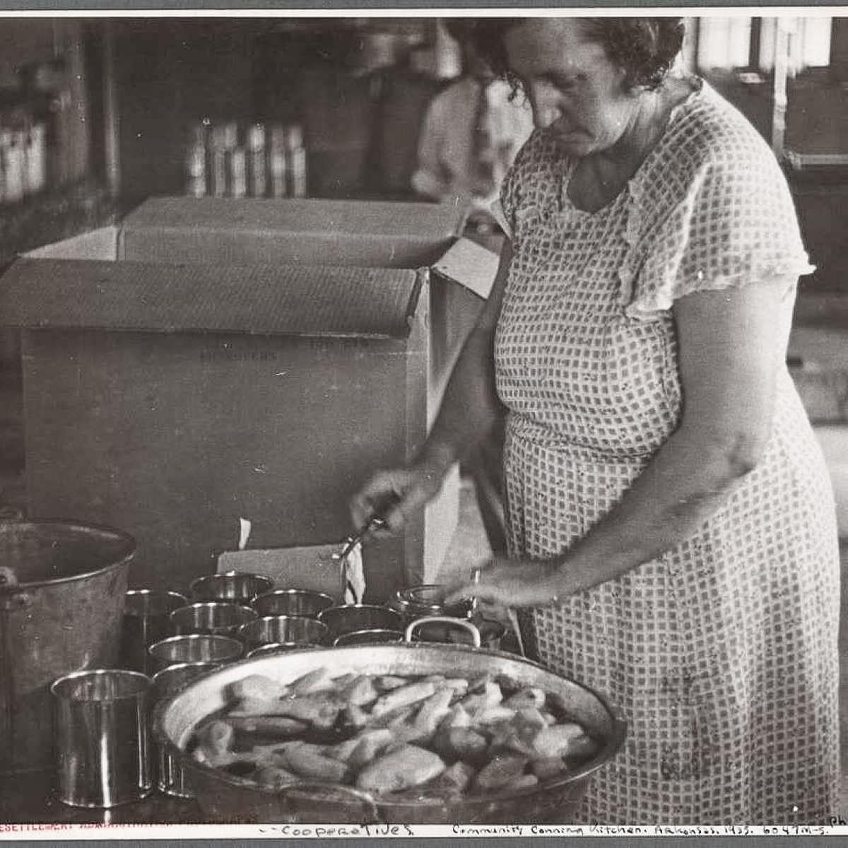 Life As a Homemaker in the 1930s [Homemaking History] | The Cultivation ...