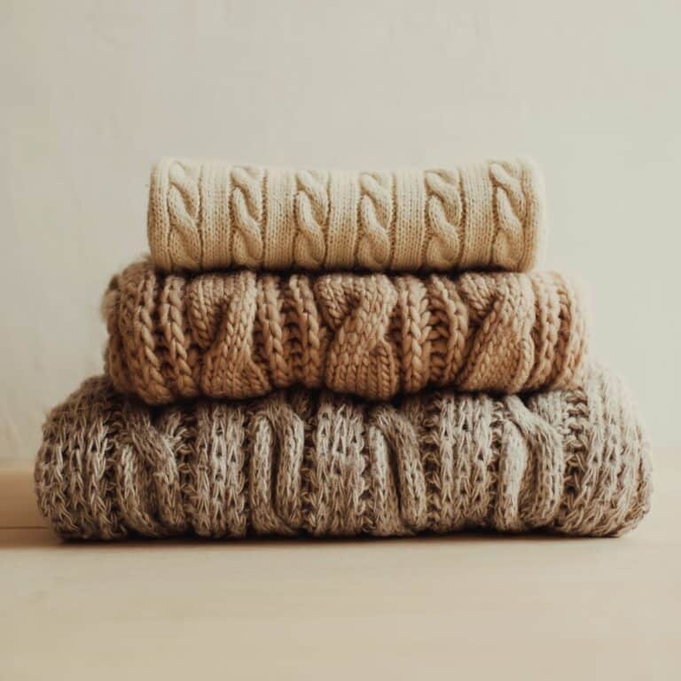 Cozy Tips for Winter Homemaking [Hygge Home Ideas]